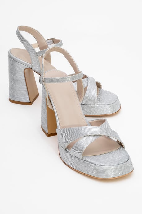 Yvonne Plateau-Sandalen